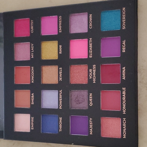 Eloise | Makeup | The Queen Eyeshadow Palette | Poshmark